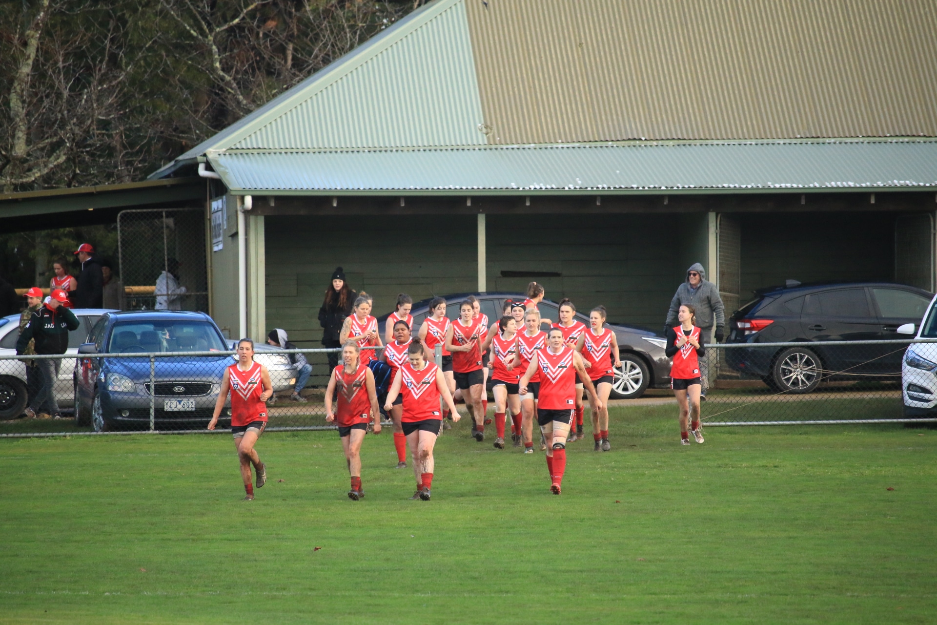 A Day in the life of the Red Hill Football Netball Club – Red Hill ...